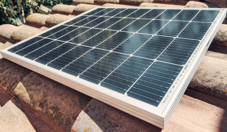 Solaire: Différence entre monocristallin et polycristallin - Mon batiment