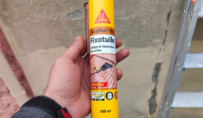 Mastic colle pour tuiles: quand l'utiliser et pourquoi ? - Mon batiment