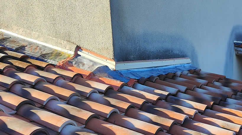 Solin contre mur : Les conseils de pose - Mon batiment